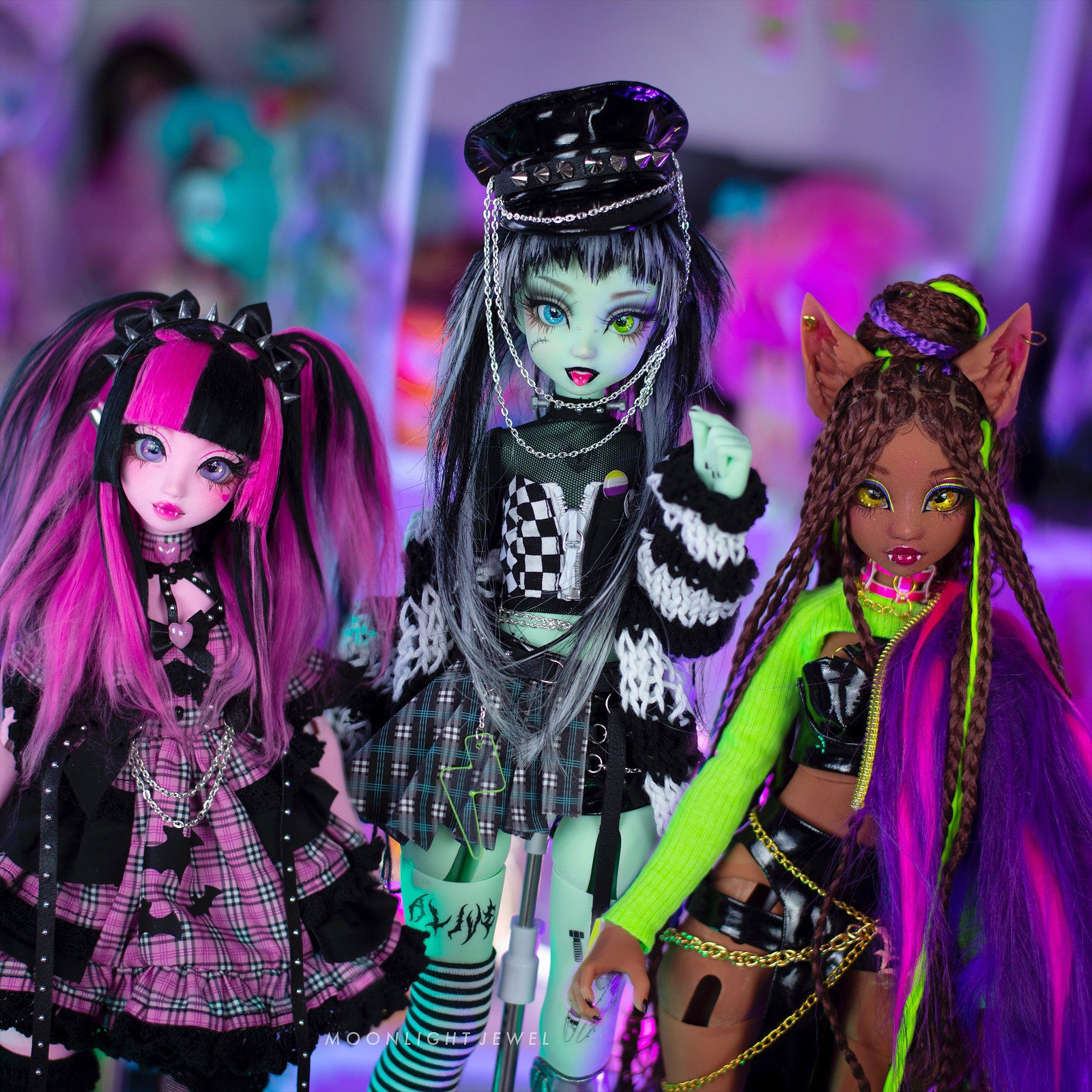 Art Dolls and Vinyl Figurines – MoonlightJewelDolls